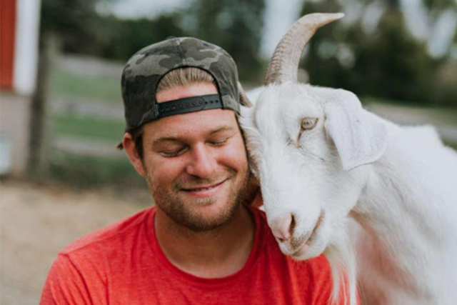Barn Sanctuary Gets New Show on Animal Planet Early This Spring 2020 ...