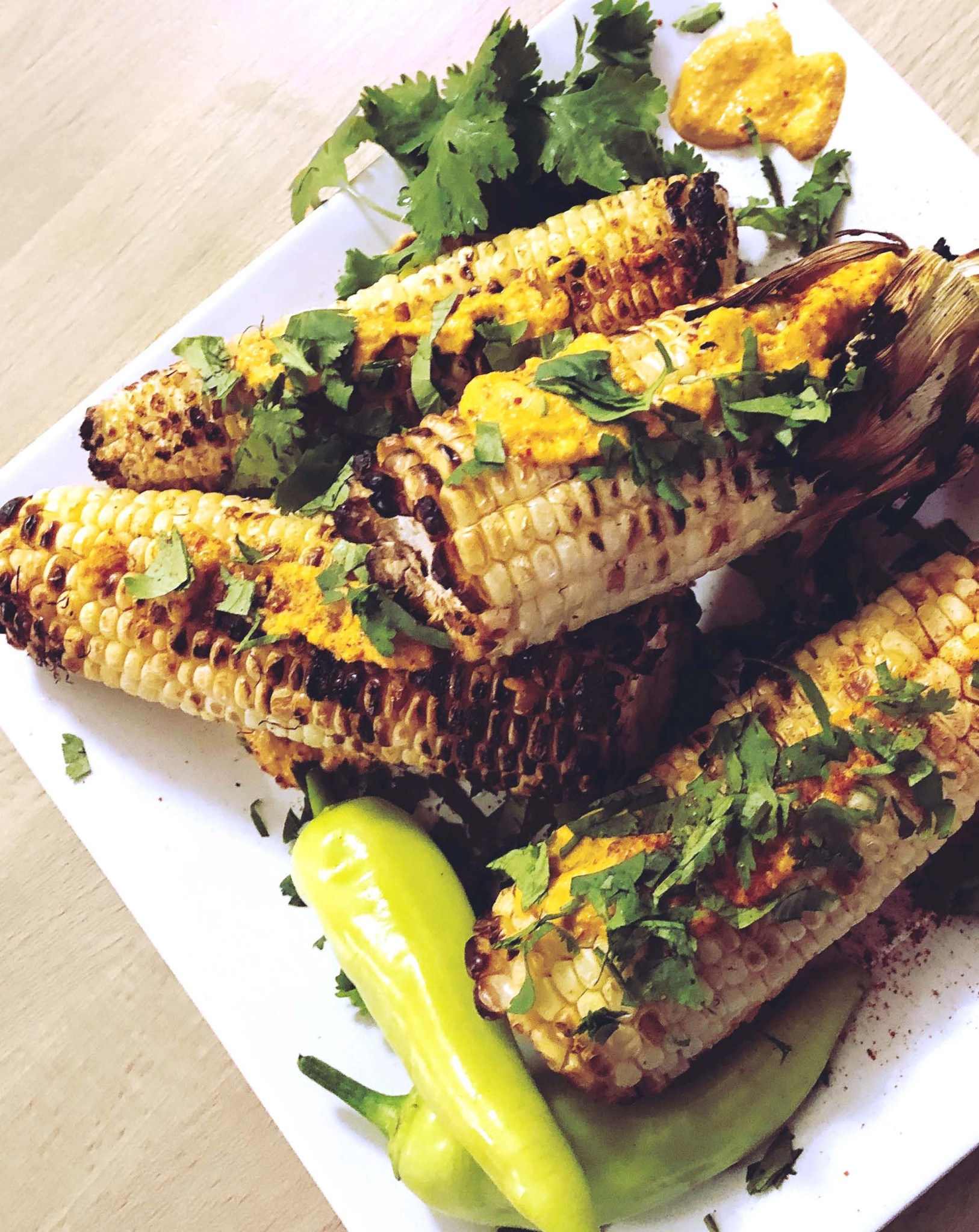 Grilled Corn w/ Cashew Chipotle Crema - VEGWORLD Magazine