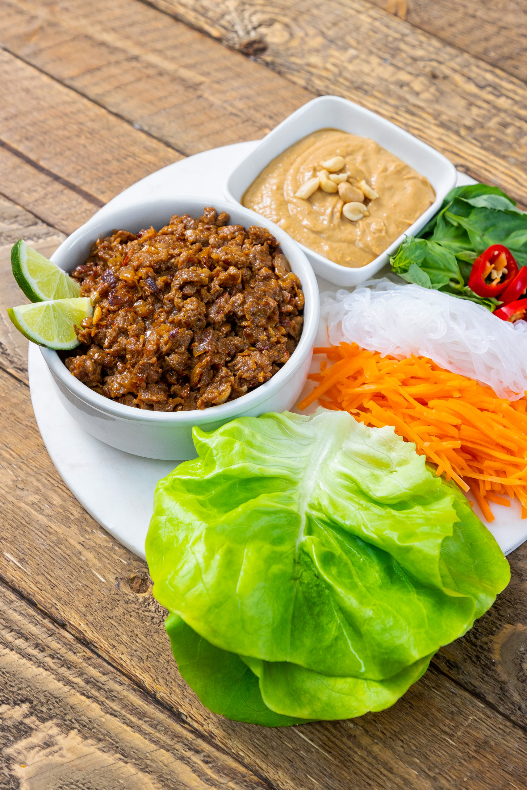 BEYOND BEEF LETTUCE WRAPS - VEGWORLD Magazine