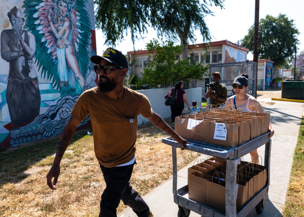 Guinness World Record Set With Celebrity Chef Supreme Serving 1,000 ...